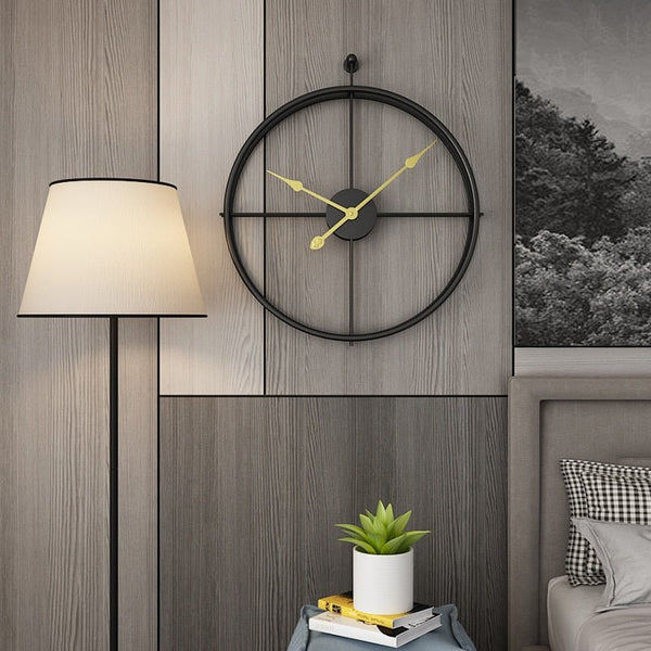 Plutus | Wall Clock